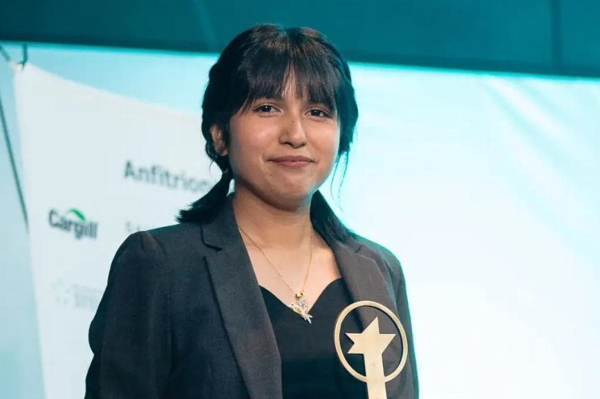 Entregarán a Ángela Olazarán, la mejor estudiante del mundo, el Premio ...